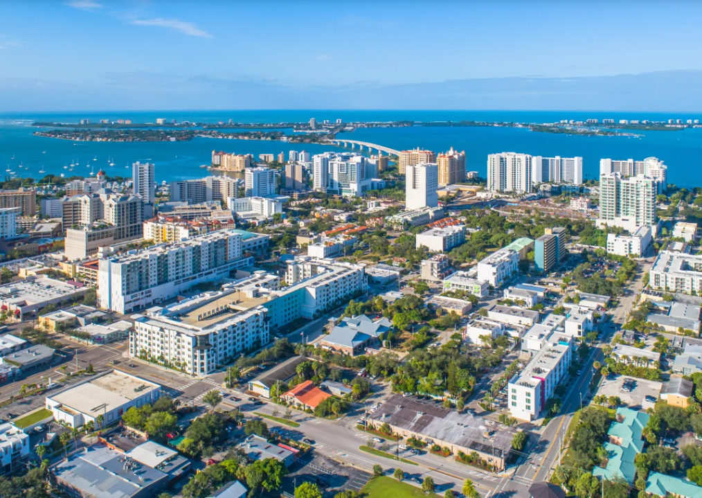 Your Guide to Downtown Sarasota - Moriah Taliaferro